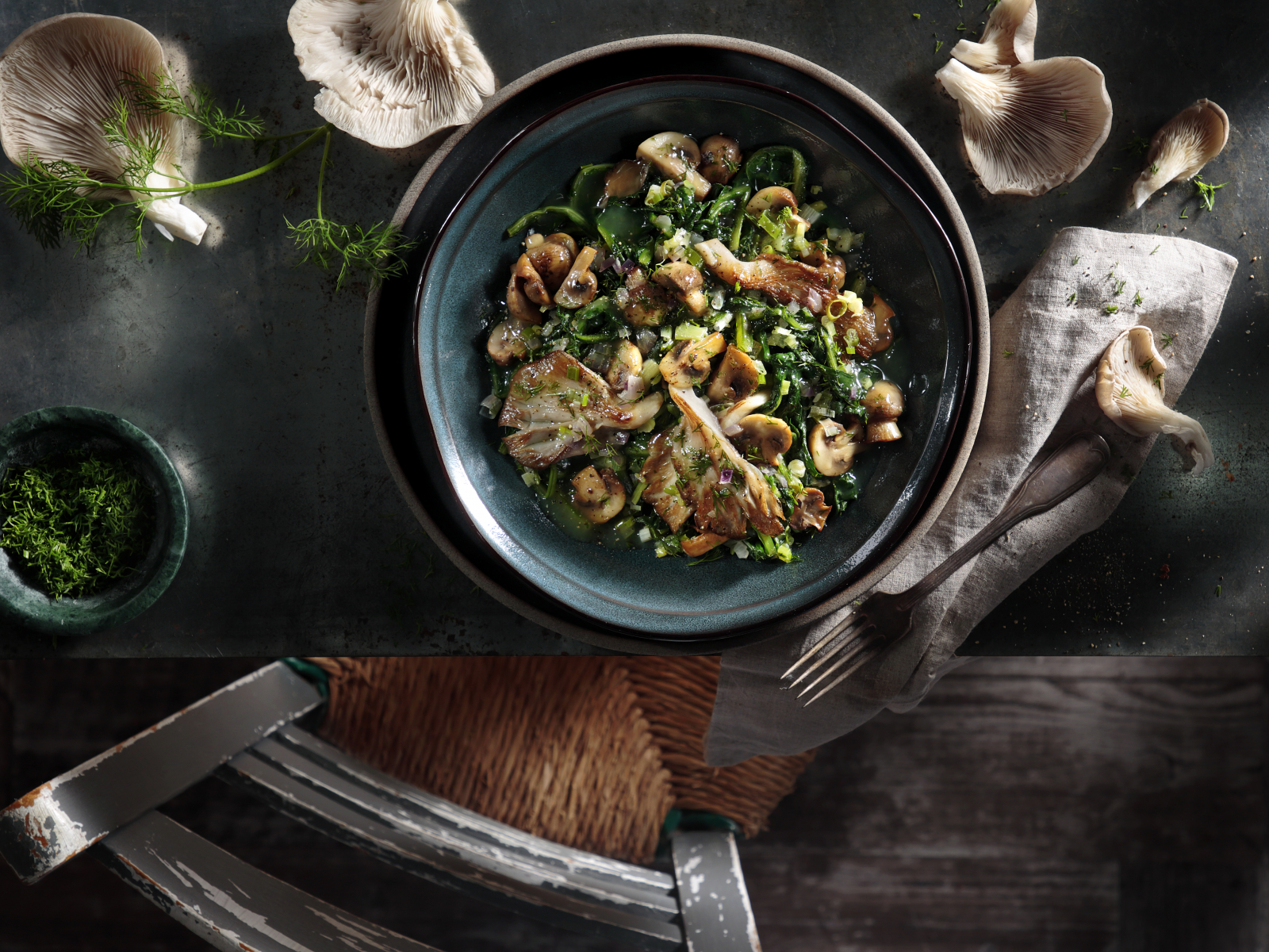 Μανιτάρια φρικασέ με άγρια χόρτα | Vita.gr